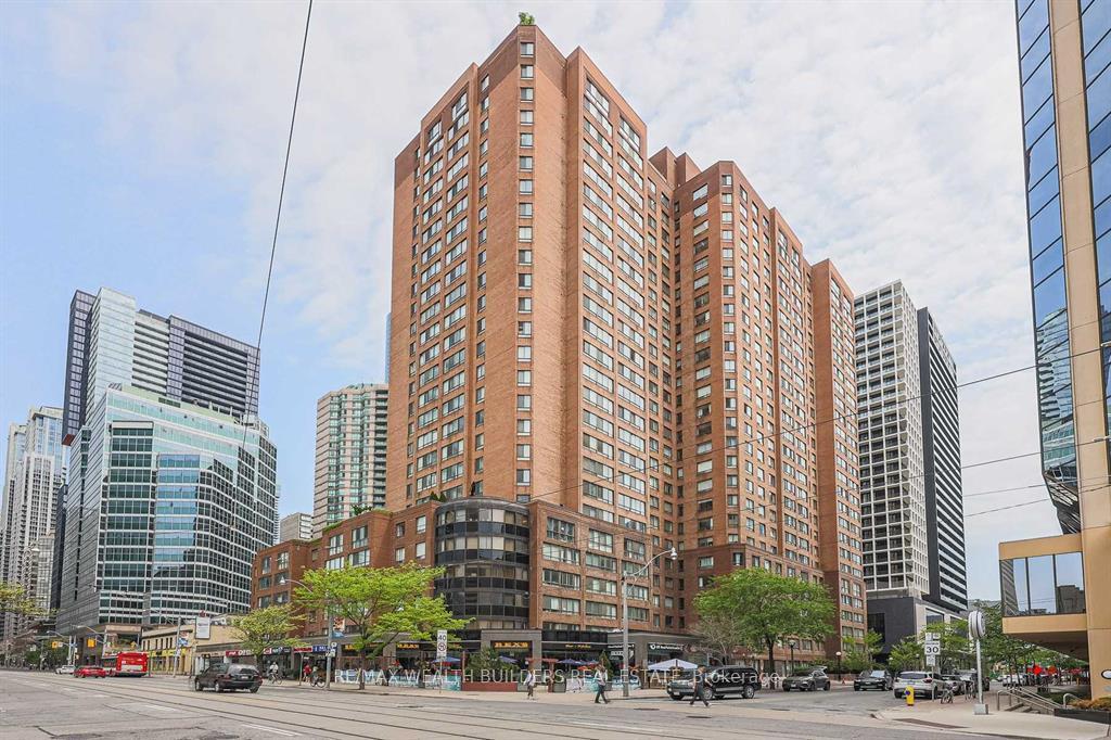 219 - 633 Bay Street, Toronto, ON M5G 2G4