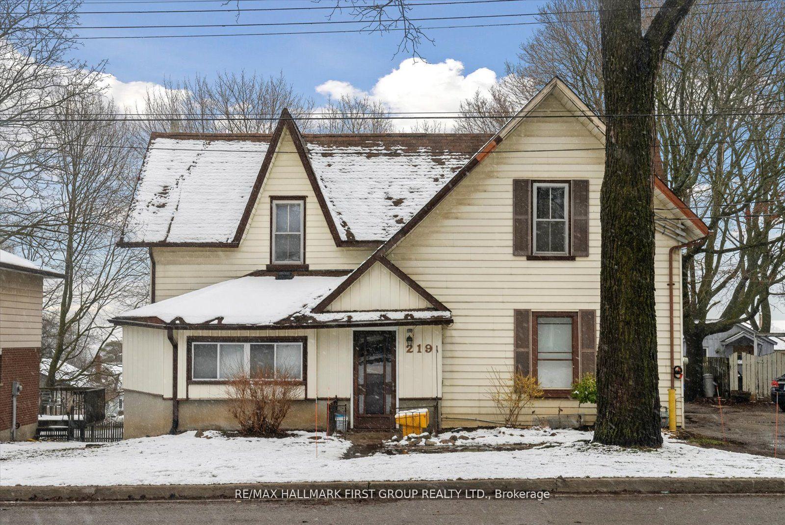 219 Cochrane Street, Scugog, ON L9L 1M1