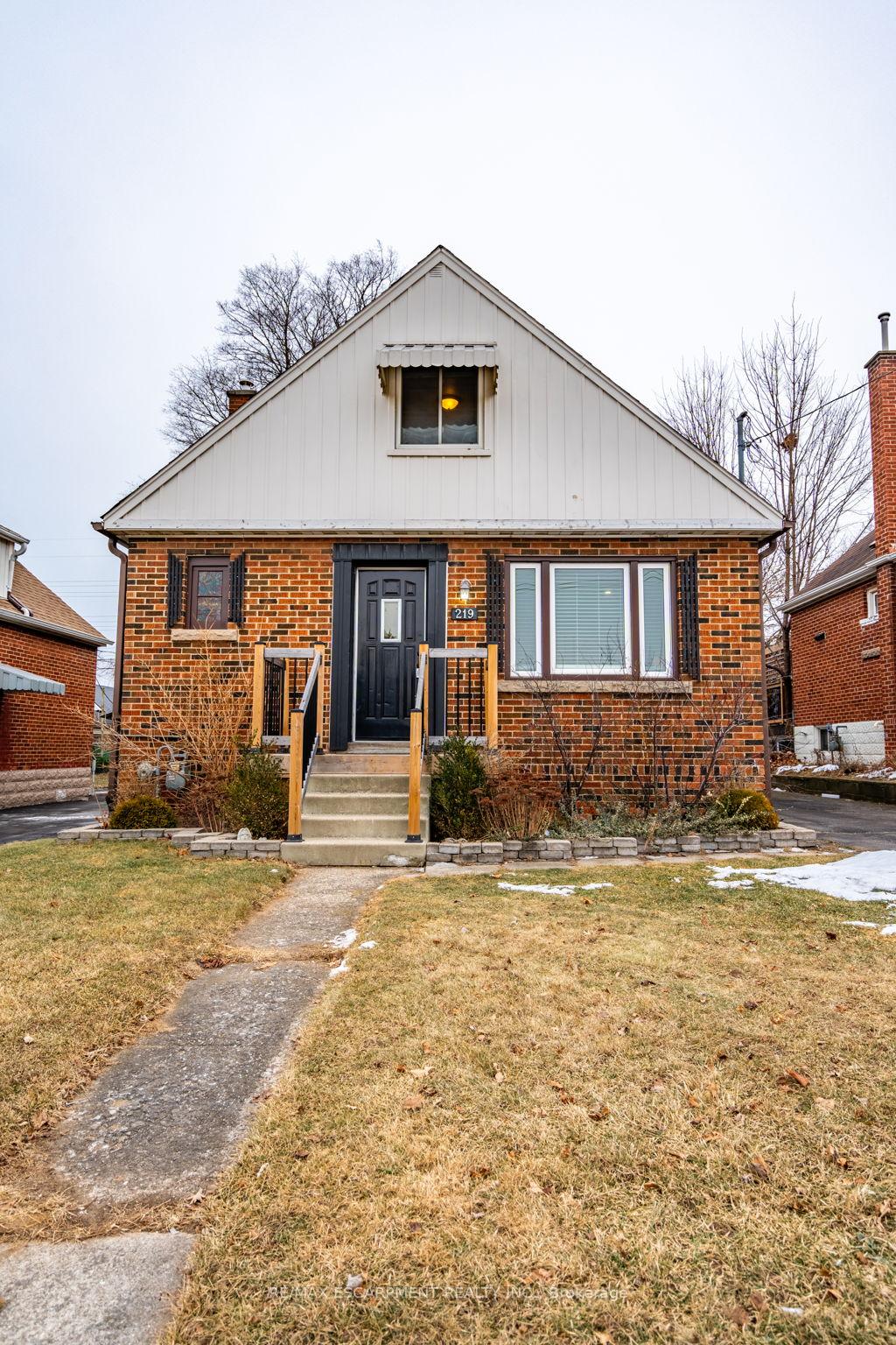 219 RODGERS Road, Hamilton, ON L8K 3C3