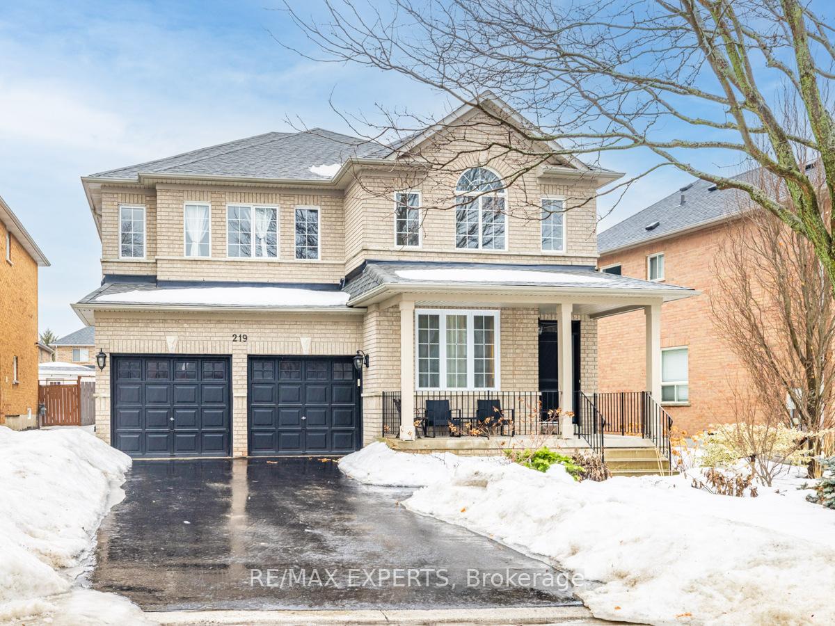 219 Via Carmine Avenue, Vaughan, ON L4H 1Z8