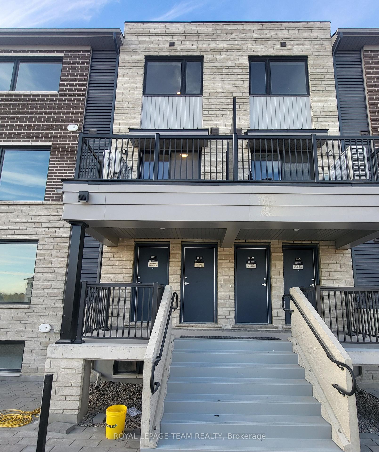 22 - 801 Glenroy Gilbert Drive, Barrhaven, ON K2J 5R6