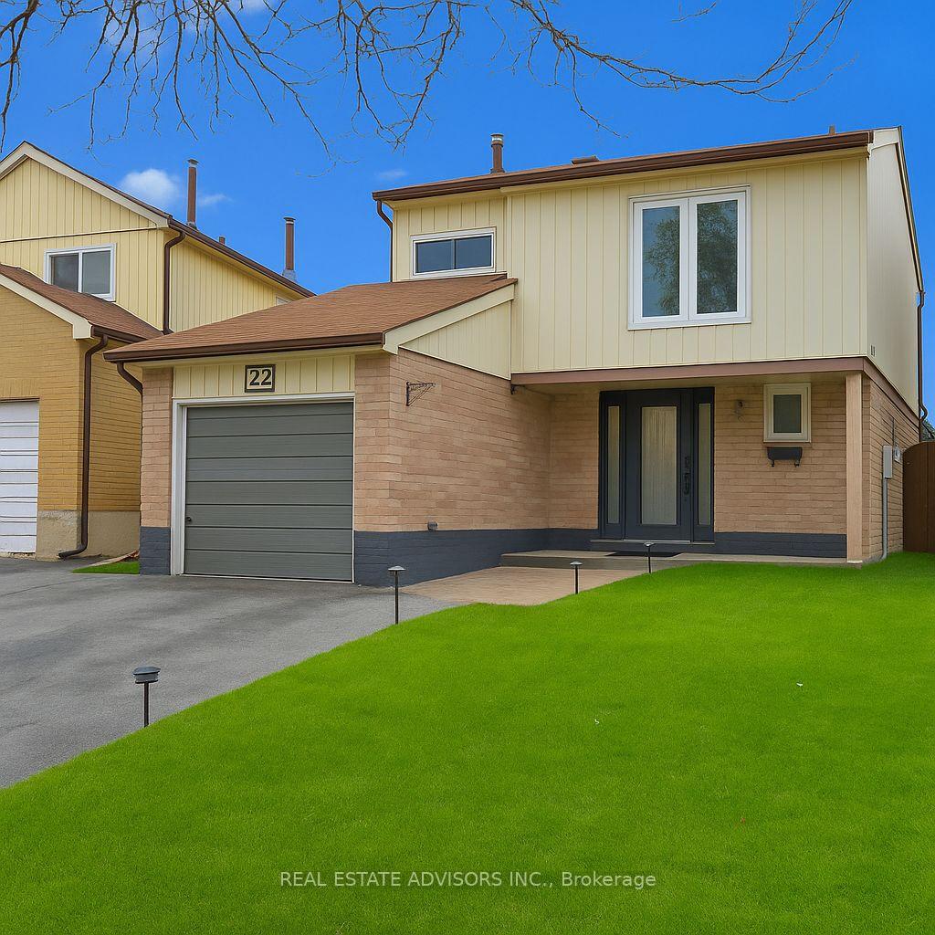 22 Caronia Square, Toronto, ON M1B 2Z8