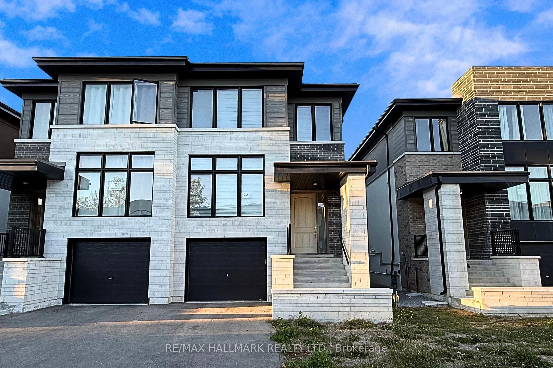 22 Direzze Court, Richmond Hill, ON L4C 7V8