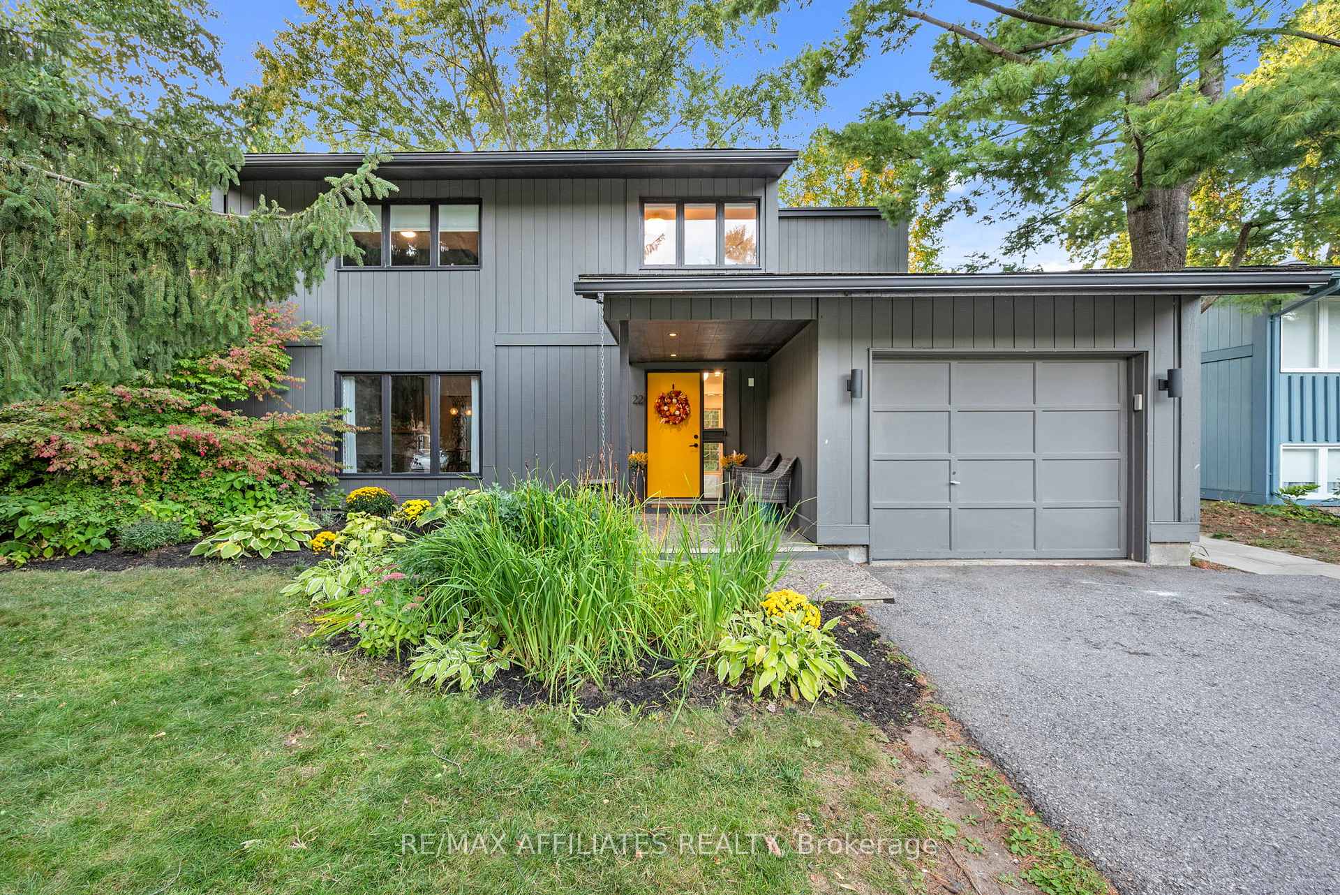 Houses For Sale in Kanata