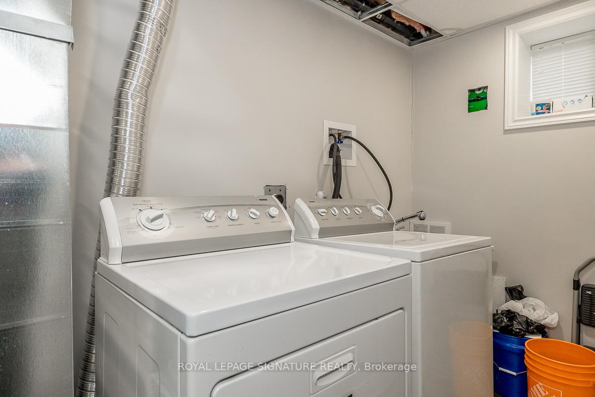 22 Lindale Avenue, Tiny, ON L9M 0J2