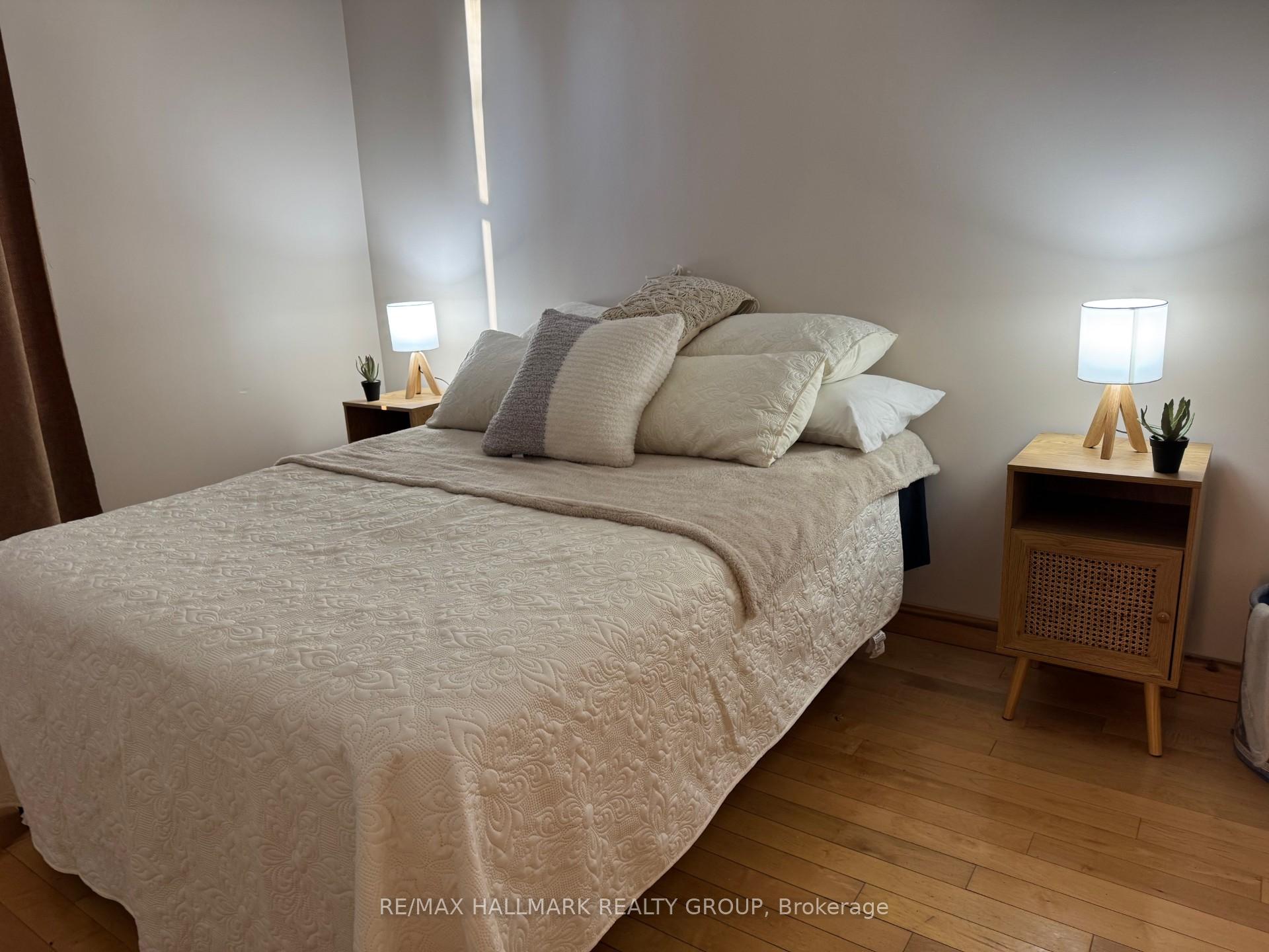 22 Maple Avenue, Smiths Falls, ON K7A 1Z9