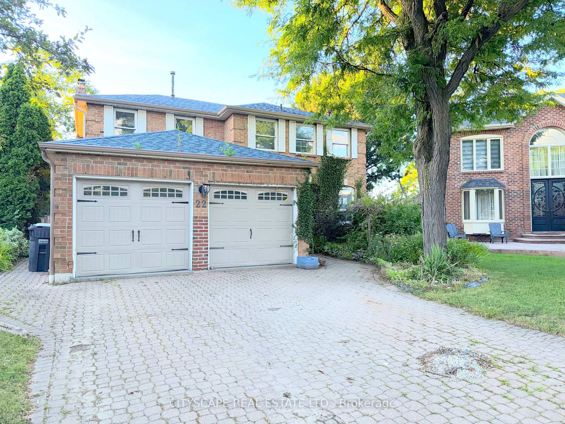 22 Nottingham Crescent, Brampton, ON L6S 4G4