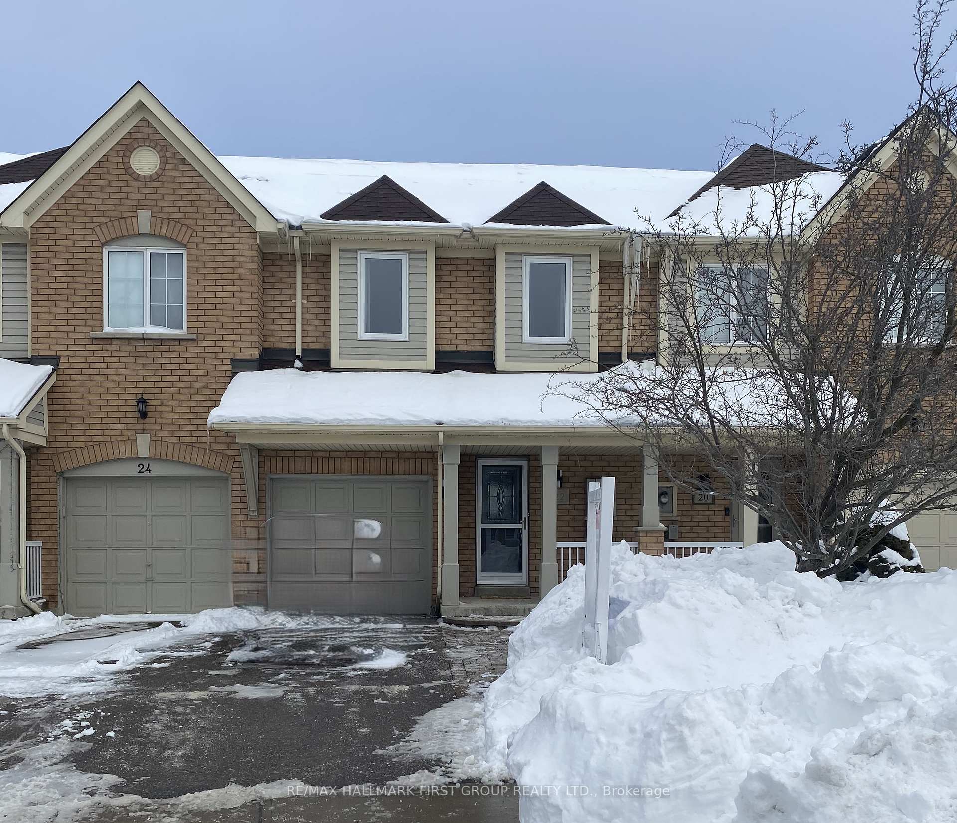 22 Plantation Court, Whitby, ON L1P 1R2