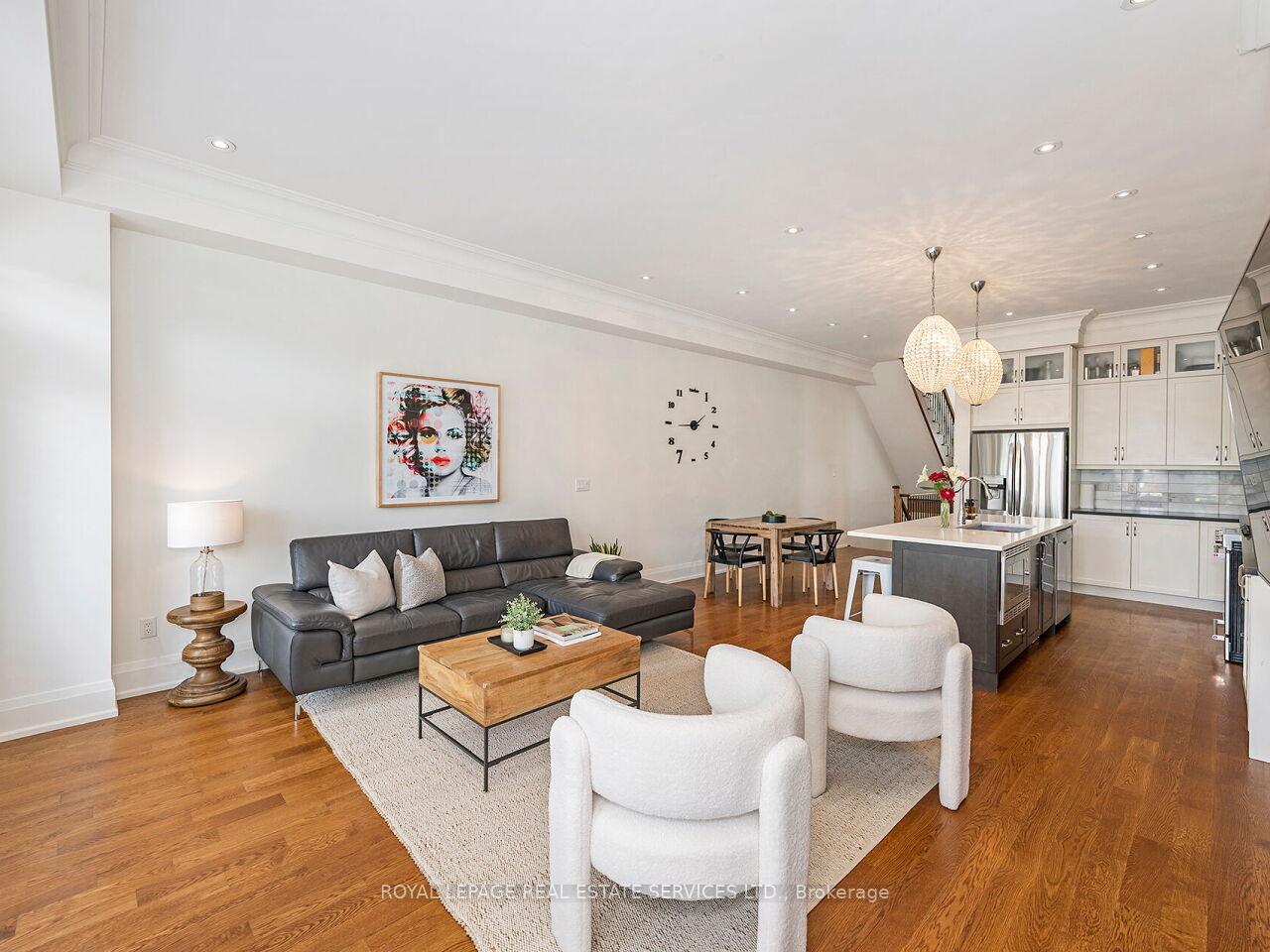 22 Portland Street, Toronto, ON M8Y 1A5