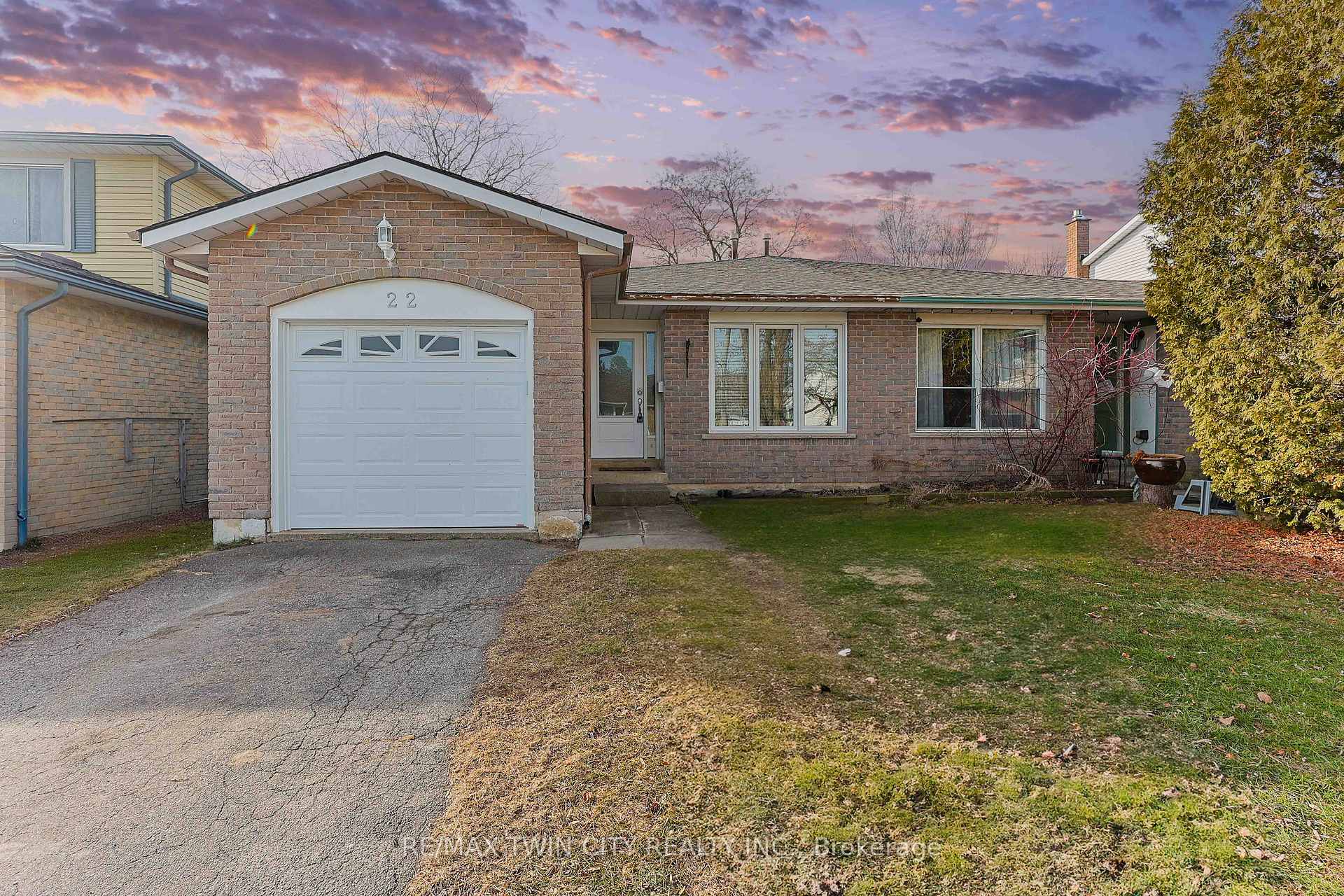22 Telfer Court, Brant, ON N3L 3S9