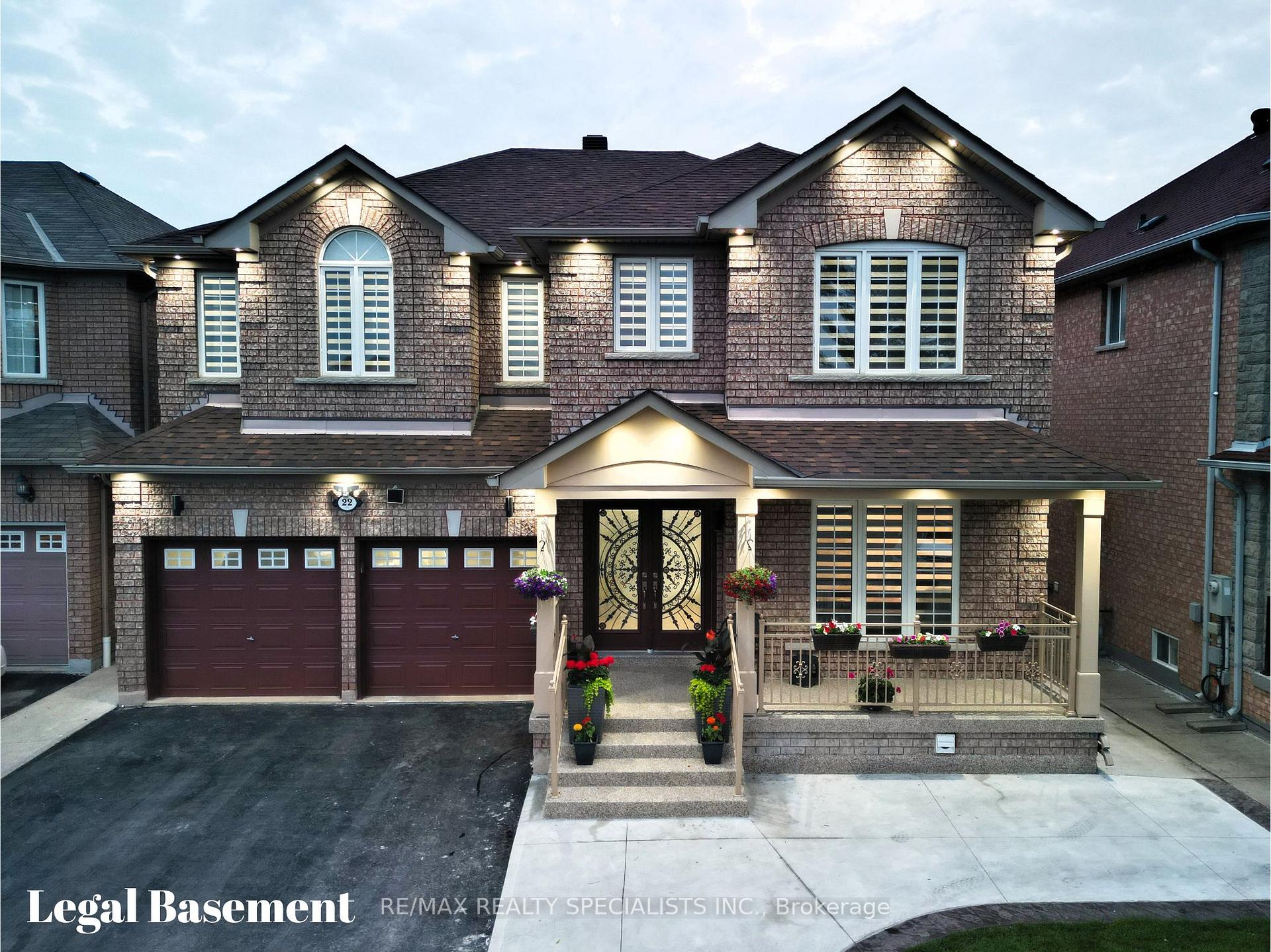 22 Wintersnow Court, Brampton, ON L6R 3G6