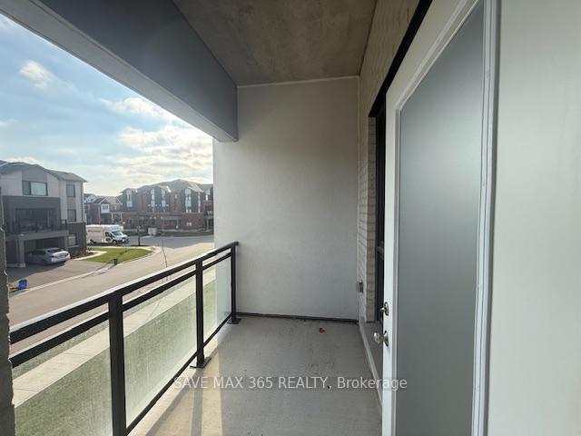 220 - 470 Gordon Krantz Avenue, Milton, ON L9E 1Z3