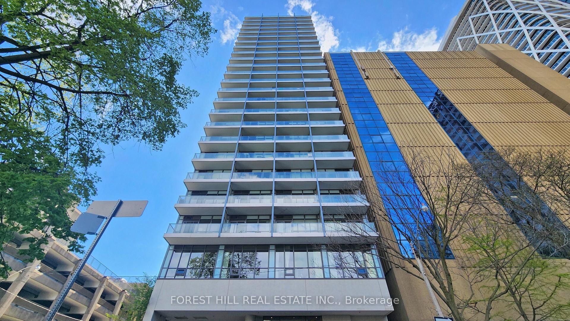 2201 - 210 Simcoe Street, Toronto, ON M5T 0A9