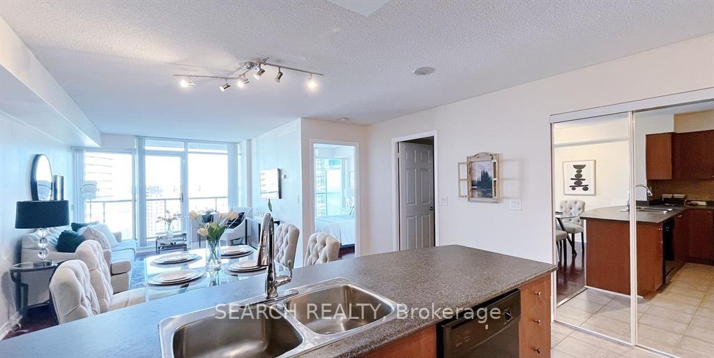 2201 - 5508 Yonge Street, Toronto, ON M2N 7L2