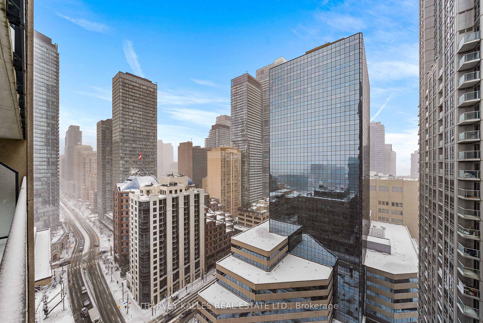 2203 - 770 Bay Street, Toronto, ON M5G 0A6