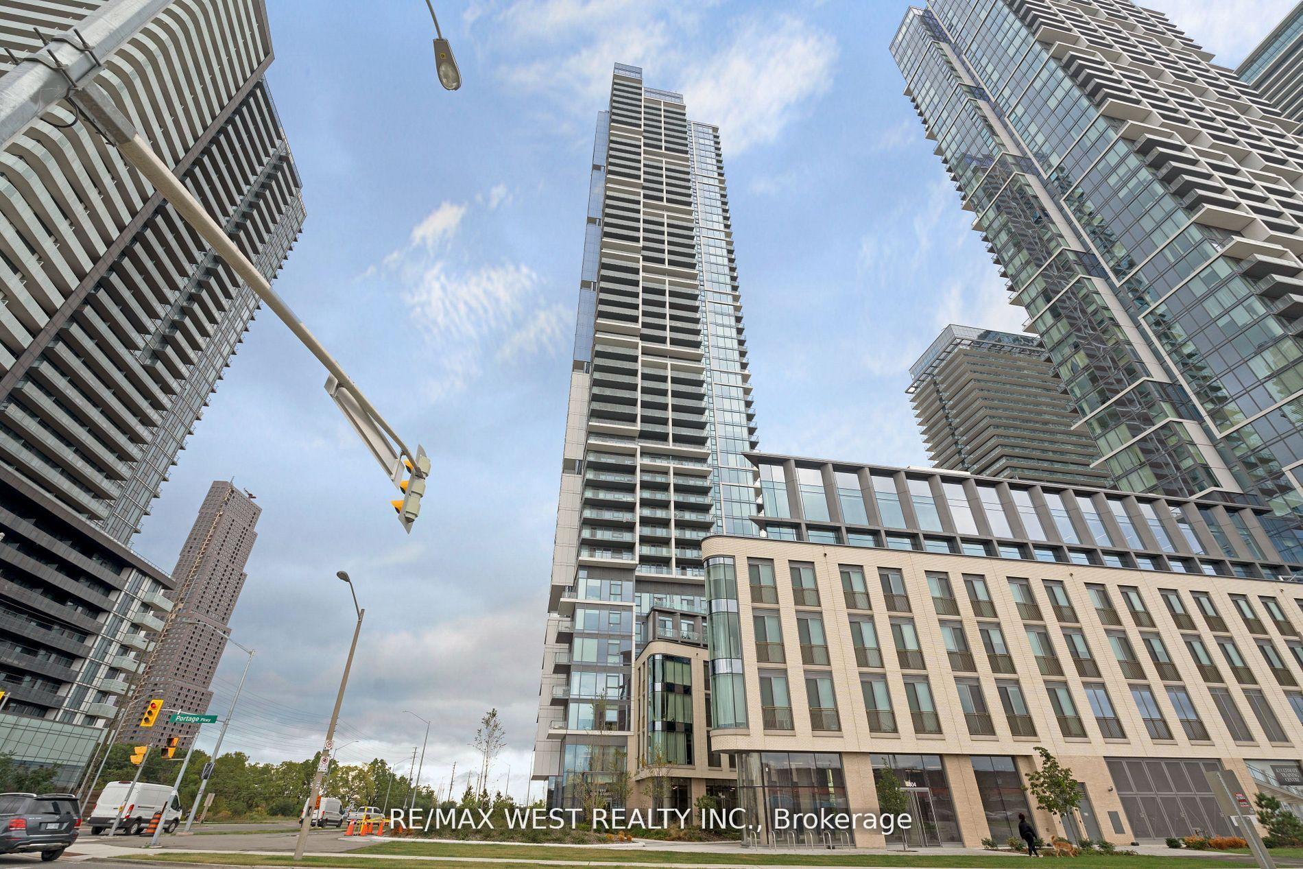 2203 - 7890 Jane Street, Vaughan, ON L4K 0K9
