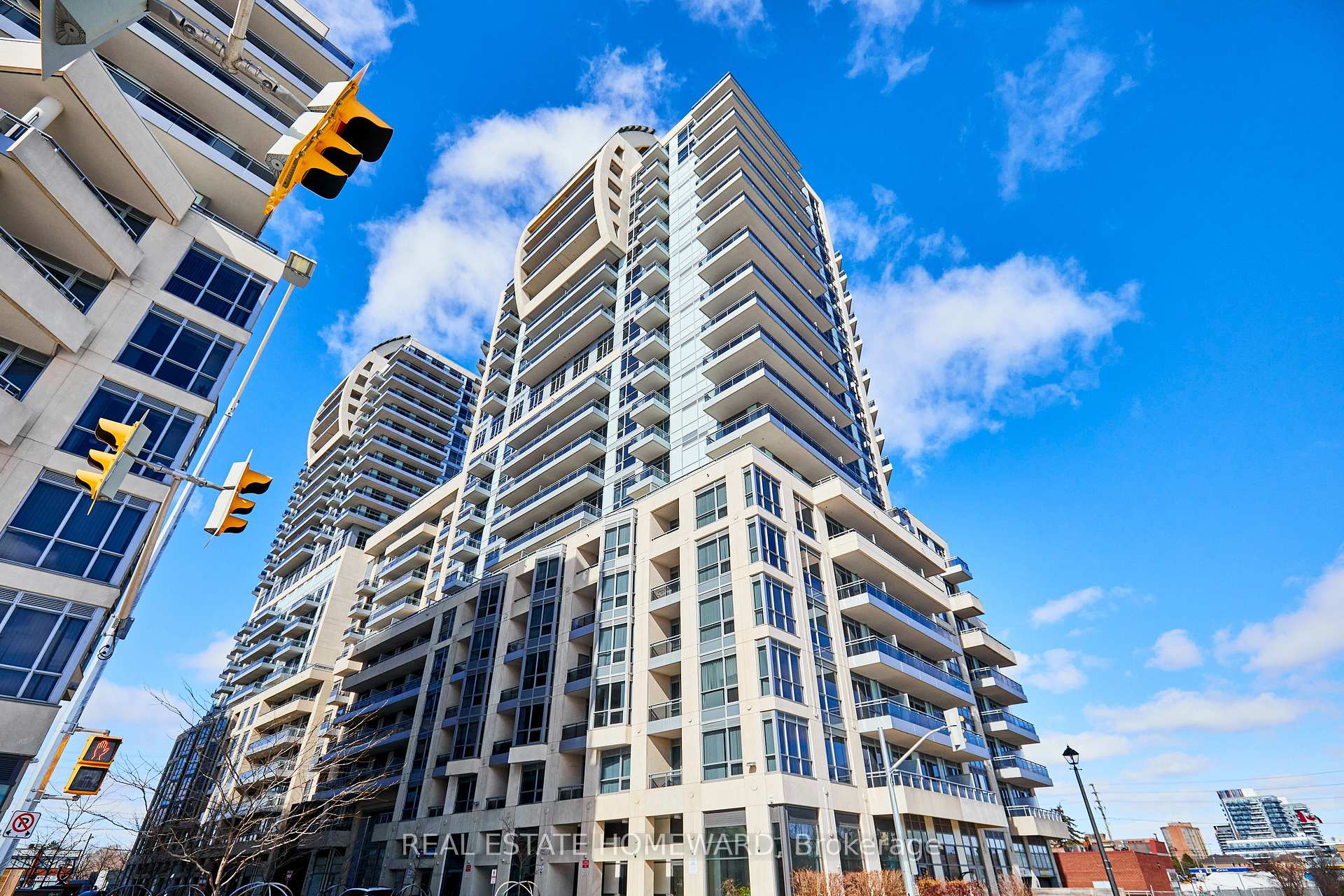 2207 - 9201 Yonge Street, Richmond Hill, ON L4C 6Z2
