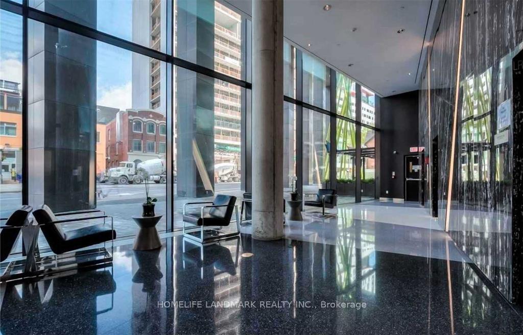 2209 - 125 Peter Street, Toronto, ON M5V 0M2
