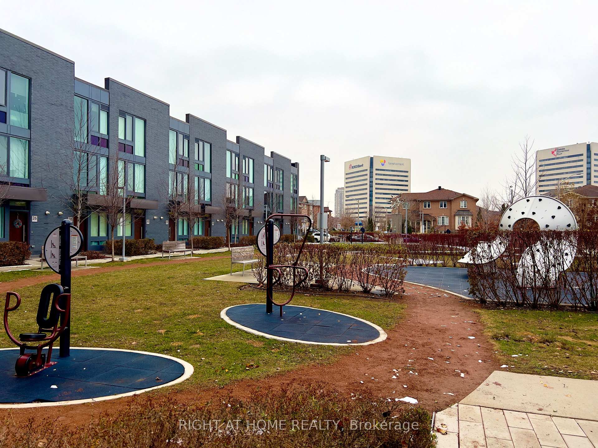 2210 - 6 Sonic Way, Toronto, ON M3C 0P1