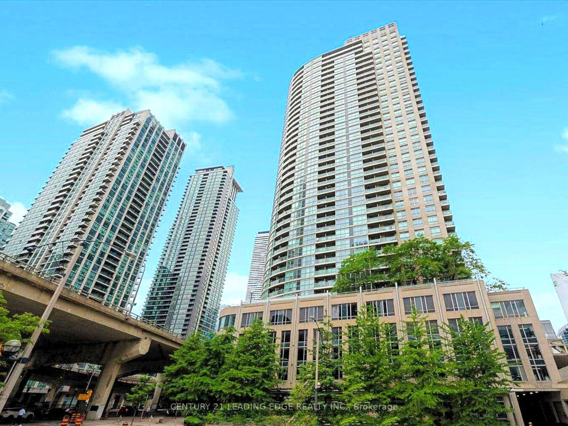 2212 - 18 Yonge Street, Toronto, ON M5E 1Z8