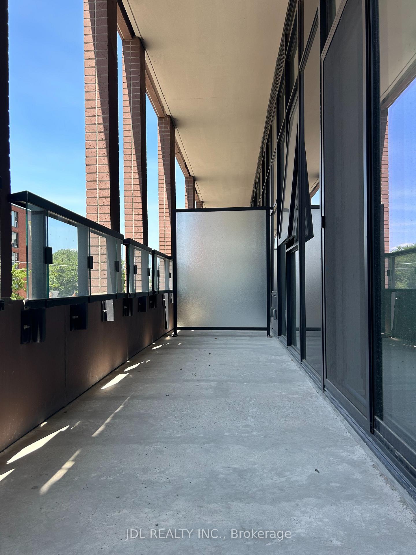 222 - 285 Dufferin St Street, Toronto, ON M6K 0J2