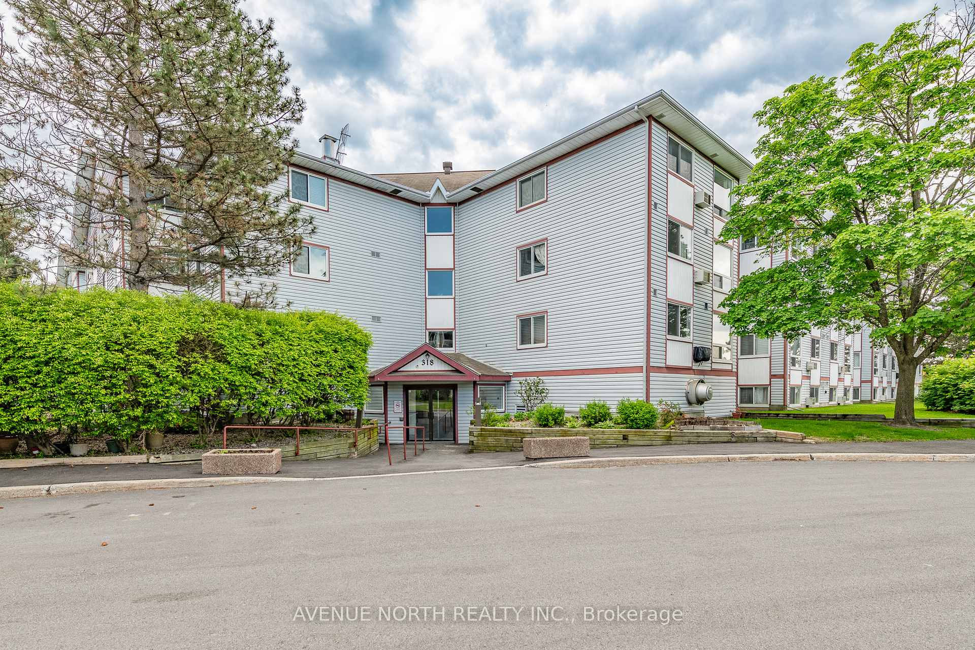 222 - 318 Lorry Greenberg Drive, Hunt Club - South Keys and Area, ON ...