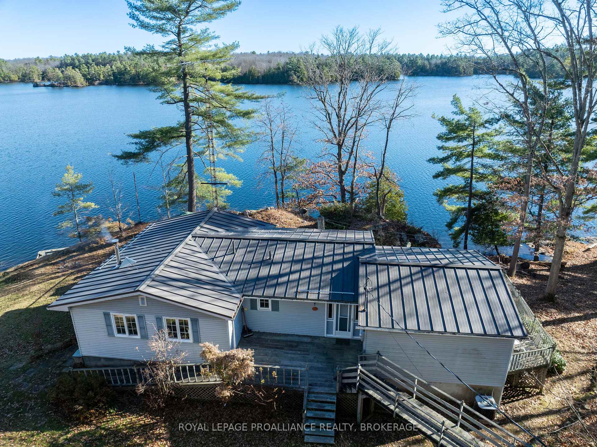222 Creek Crossing Lane, Rideau Lakes, ON K0G 1X0
