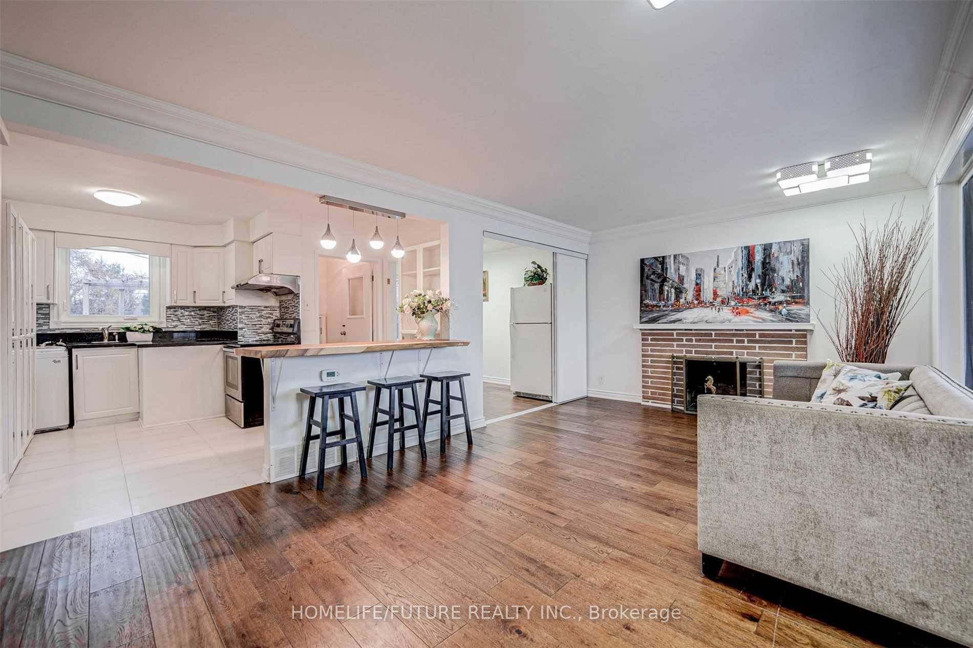 2226 Brimley Road, Toronto, ON M1S 2B5