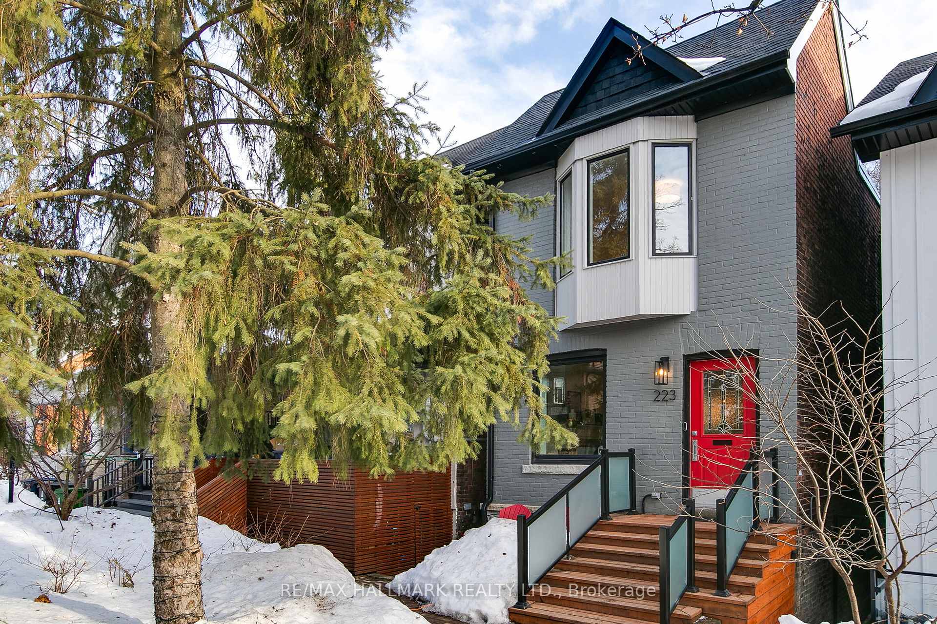 223 Bain Avenue, Toronto, ON M4K 1E9