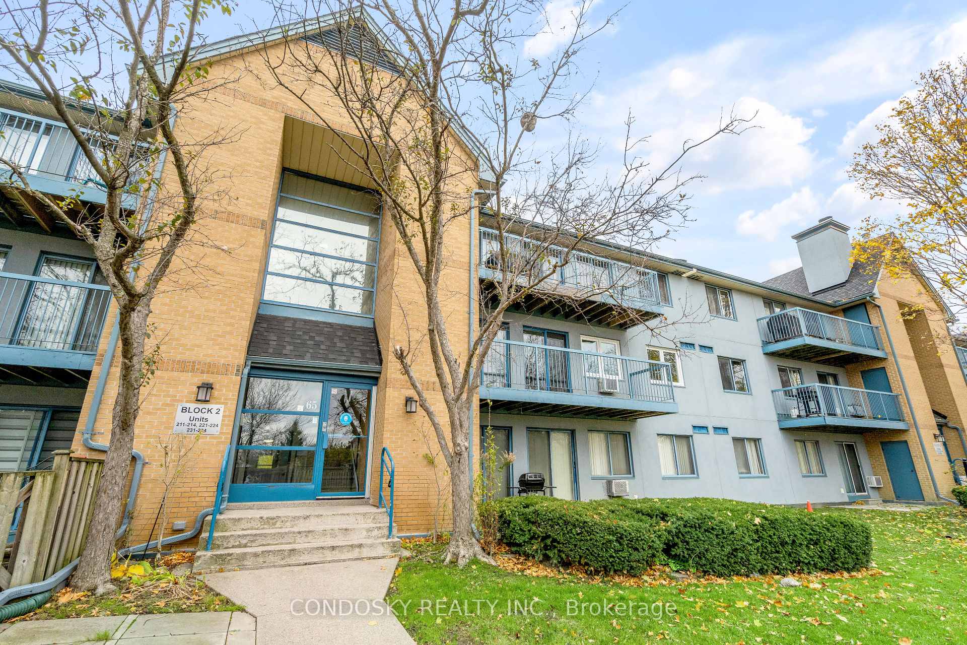 224 - 65 Trailwood Drive, Mississauga, ON L4Z 3L1