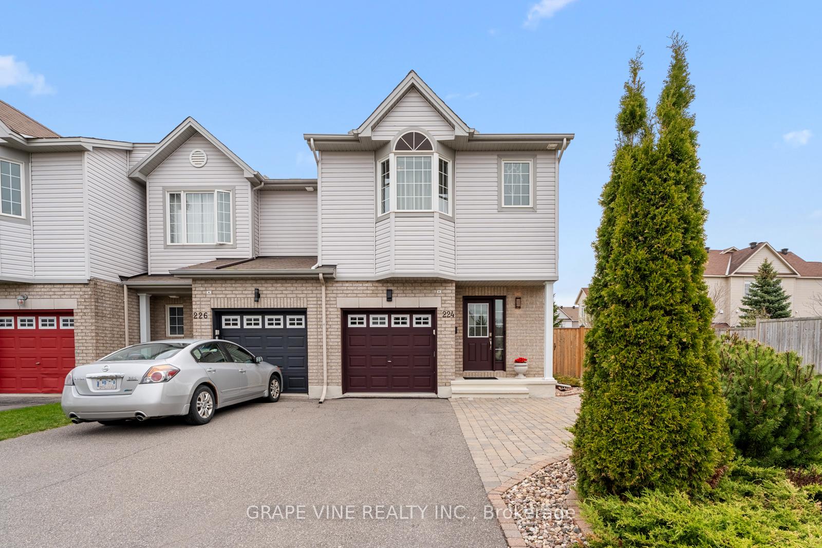 224 Arrita Street, Kanata, ON K2S 0J7