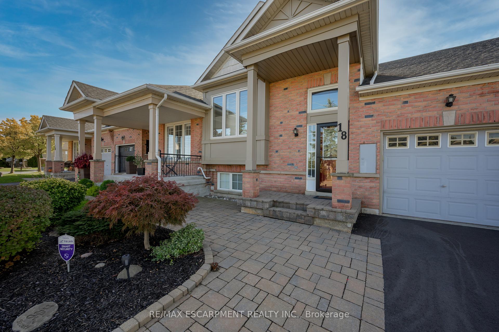 2243 TURNBERRY Road, Burlington, ON L7M 4Y4