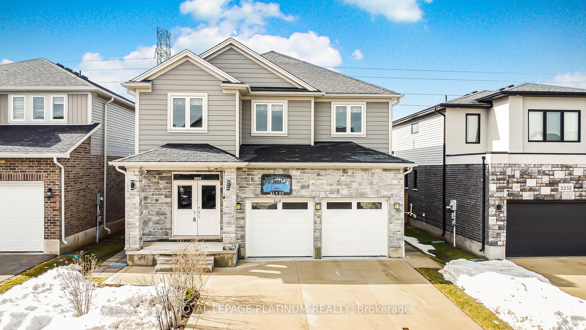 2248 Constance Avenue, London South, ON N6M 0G6