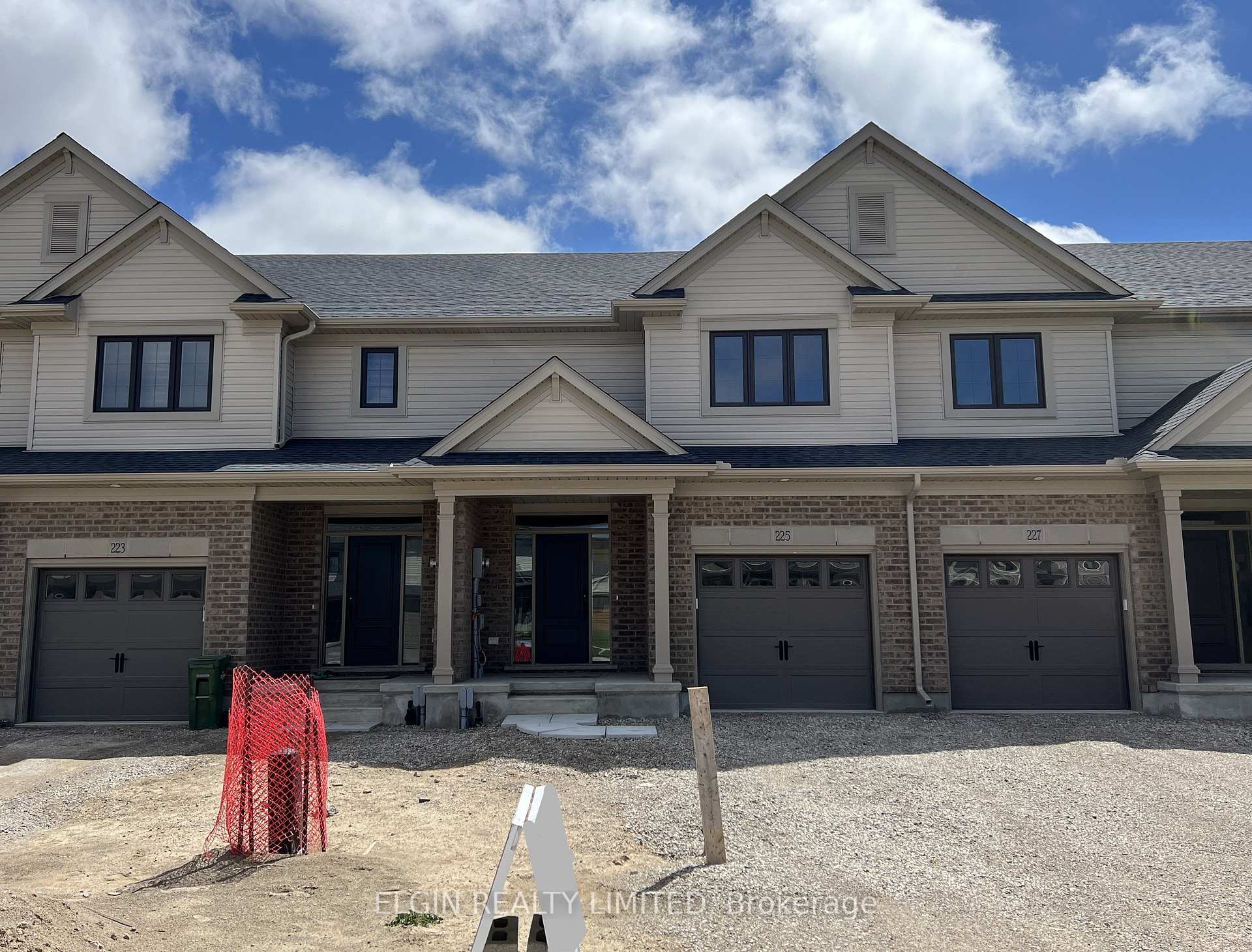 225 Renaissance Drive, St. Thomas, ON N5R 0P9