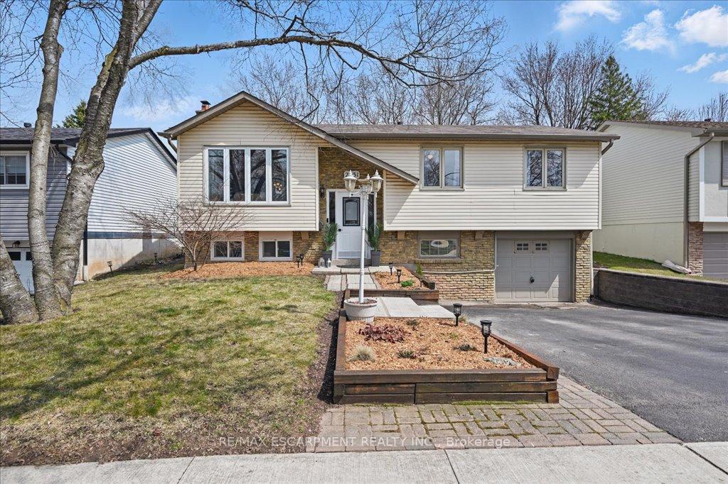 2251 Ingersoll Drive, Burlington, ON L7P 3L1
