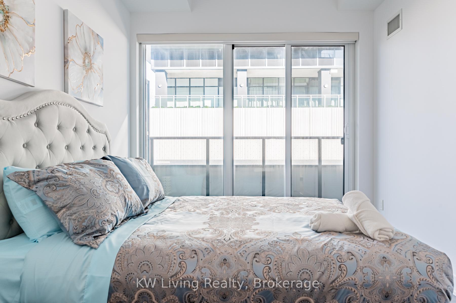 226 - 30 Shore Breeze Drive, Toronto, ON M8V 1A1