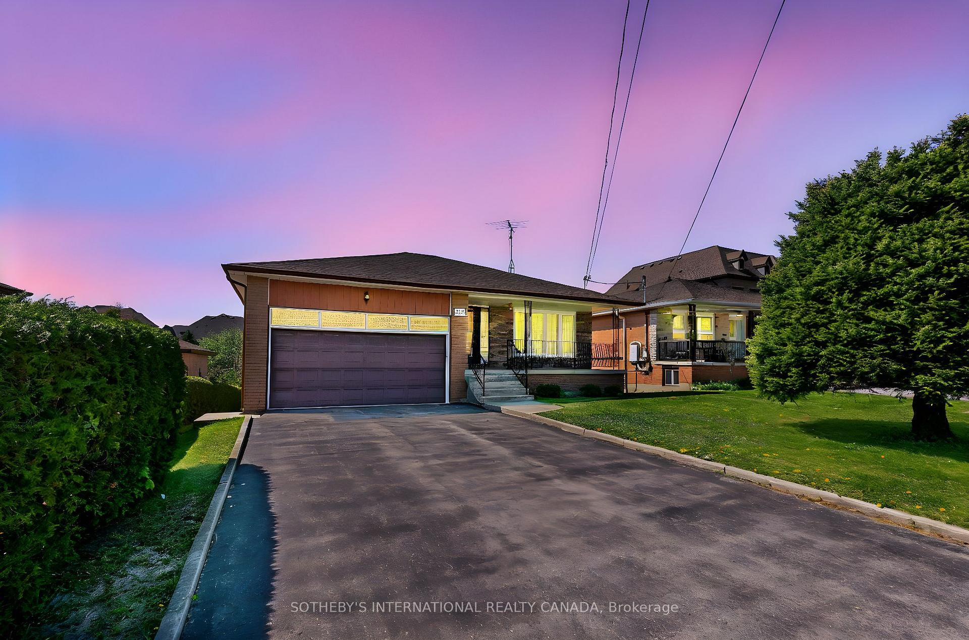 227 Elgin Mills Road W, Richmond Hill, ON L4C 4M1