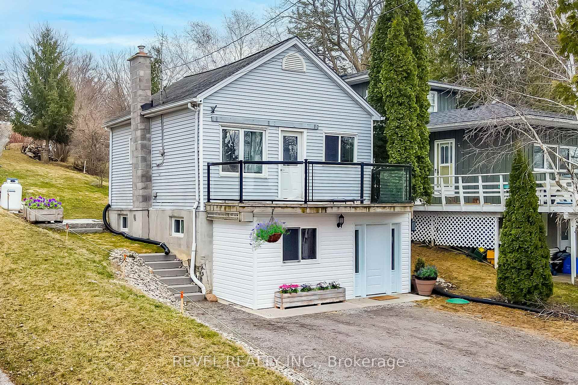 227 Portview Road, Scugog, ON L9L 1B4
