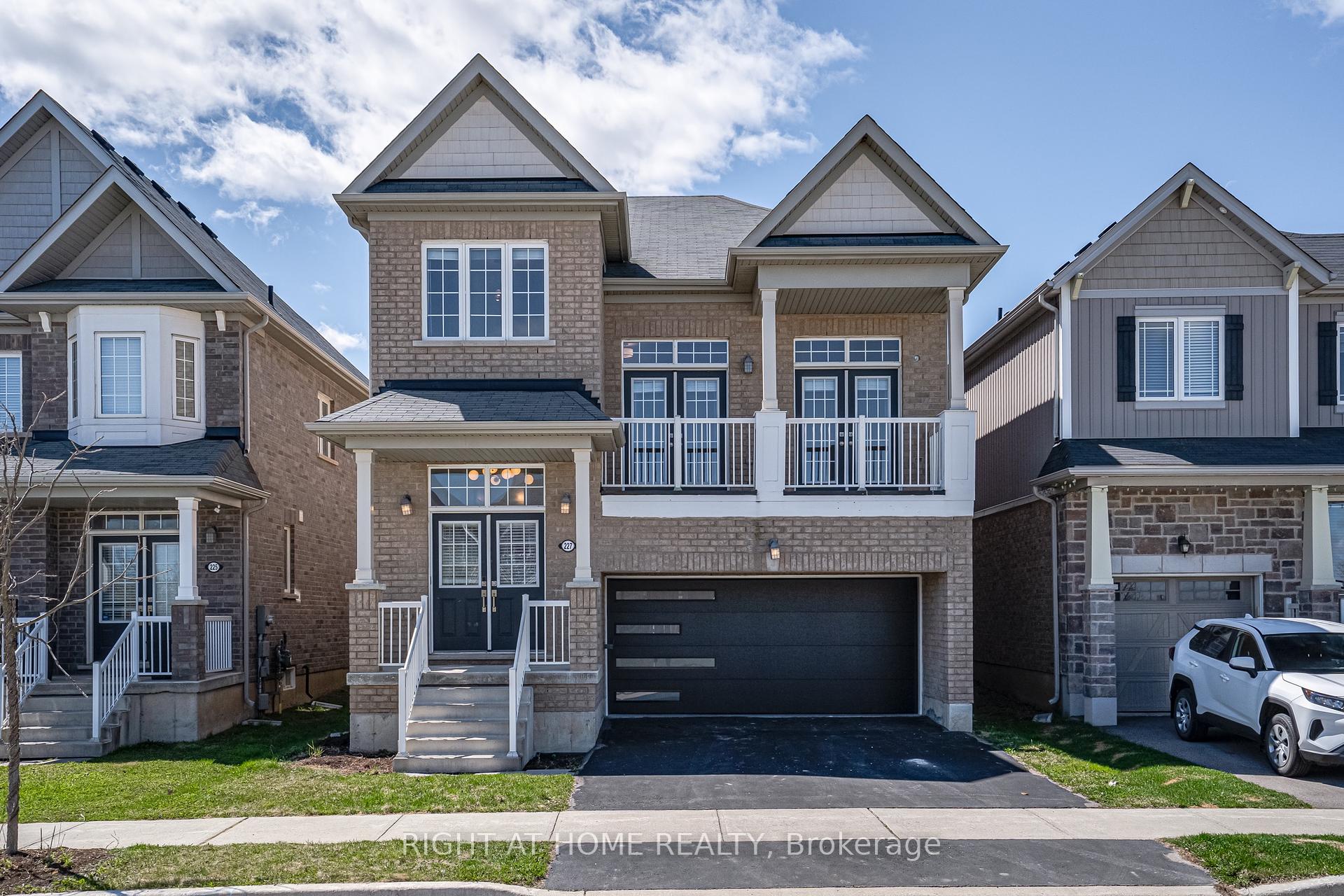 227 Thompson Road, Haldimand, ON N3W 0C4