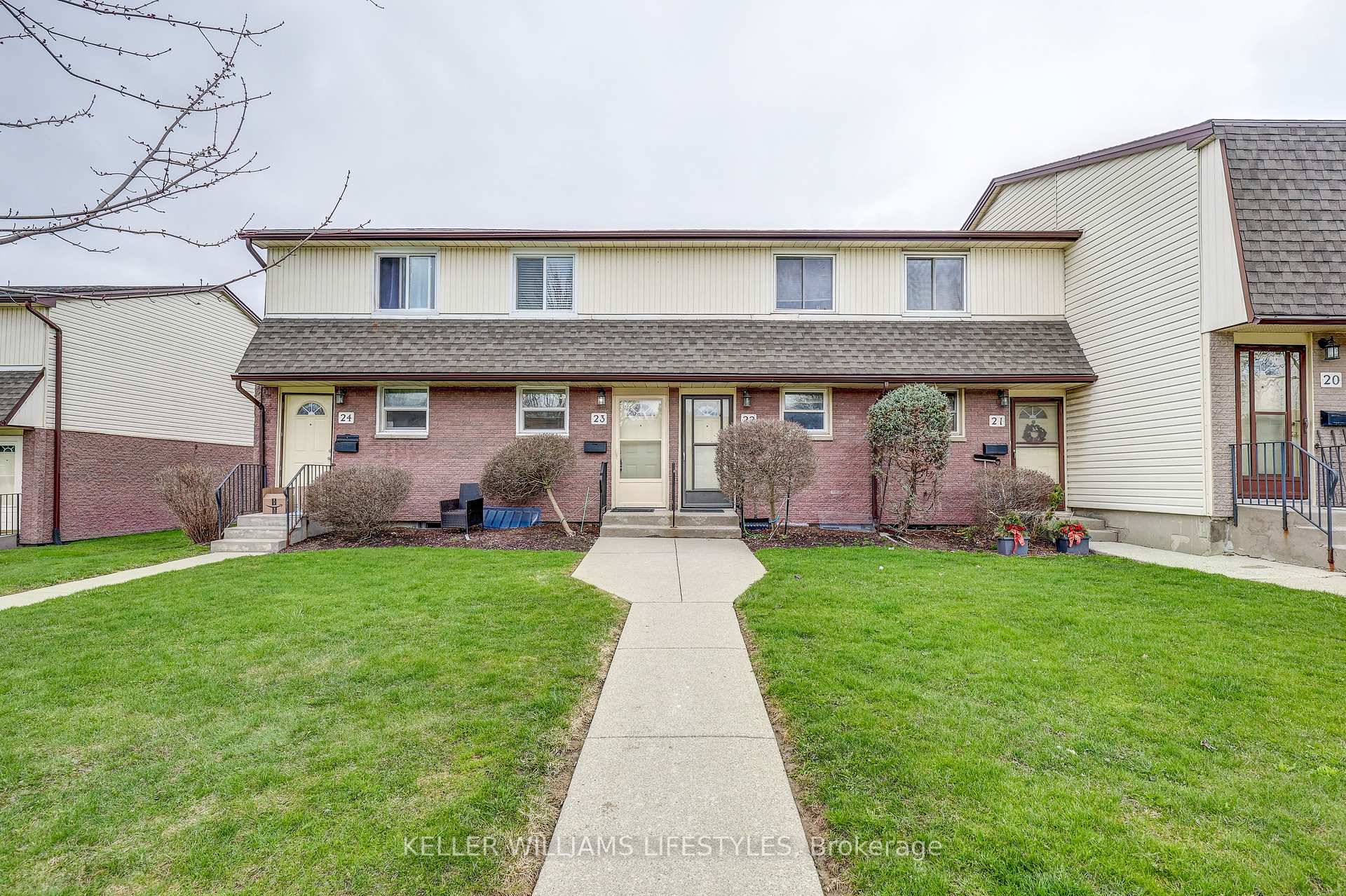 23 1919 Trafalgar Street London East On N5v 1a1
