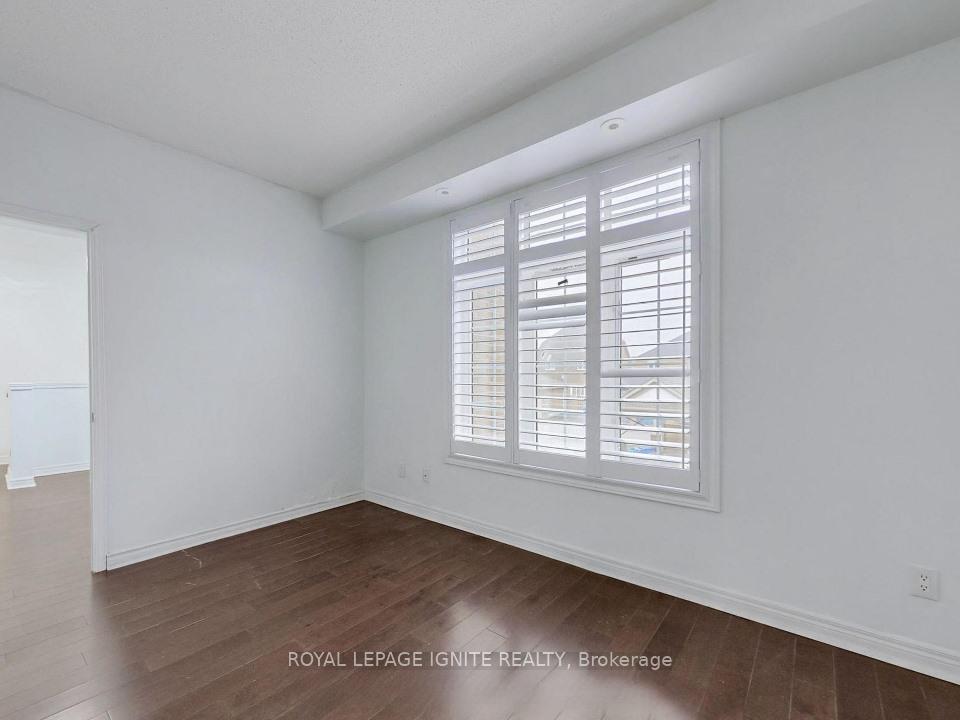 23 - 38 Greensborough Village Circle, Markham, ON L6E 0C7