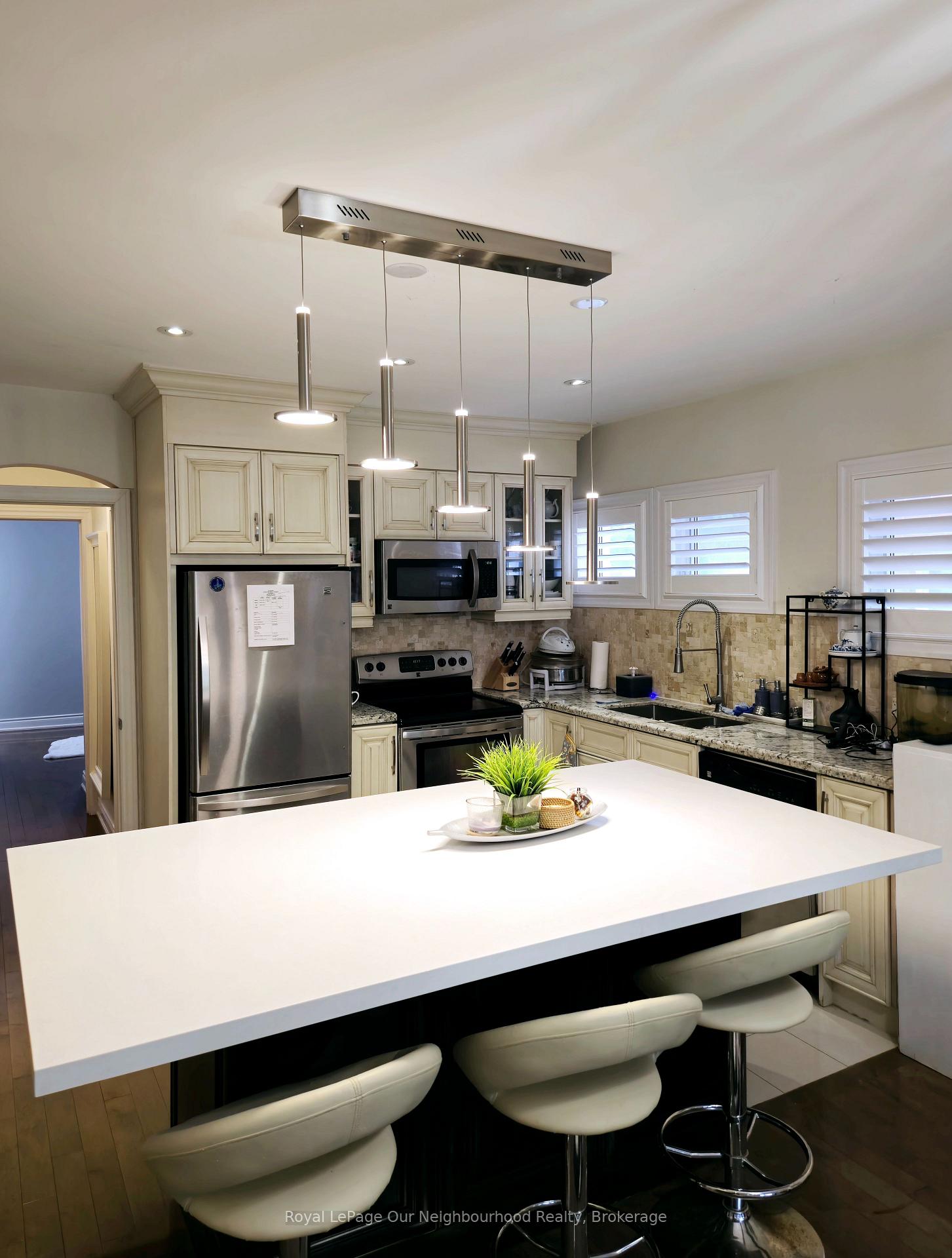 Main - 23 Beech Avenue, Toronto, ON M4E 3H3
