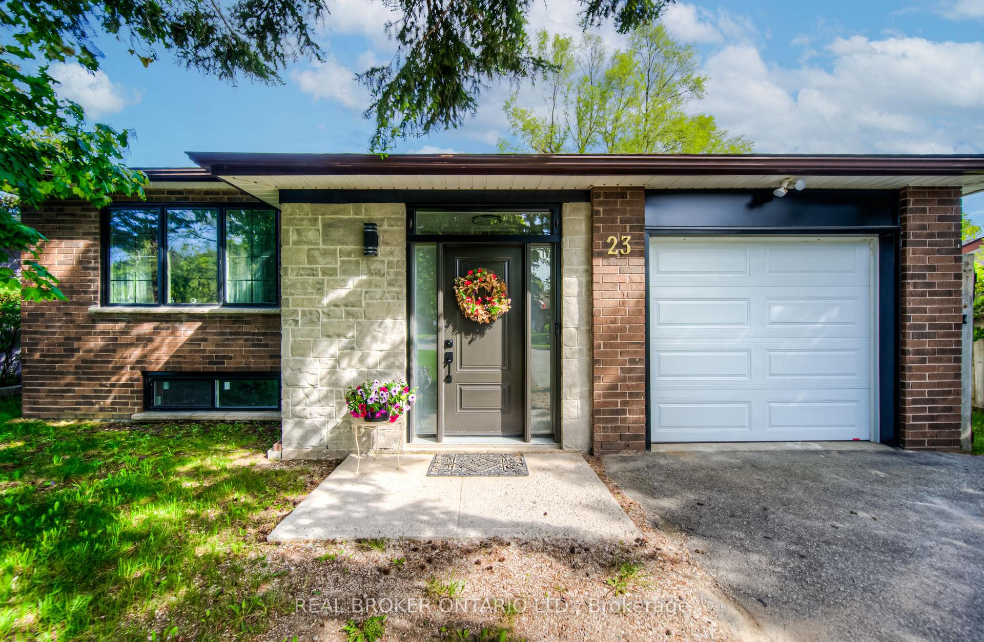 23 Carberry Road, Erin, ON N0B 1T0