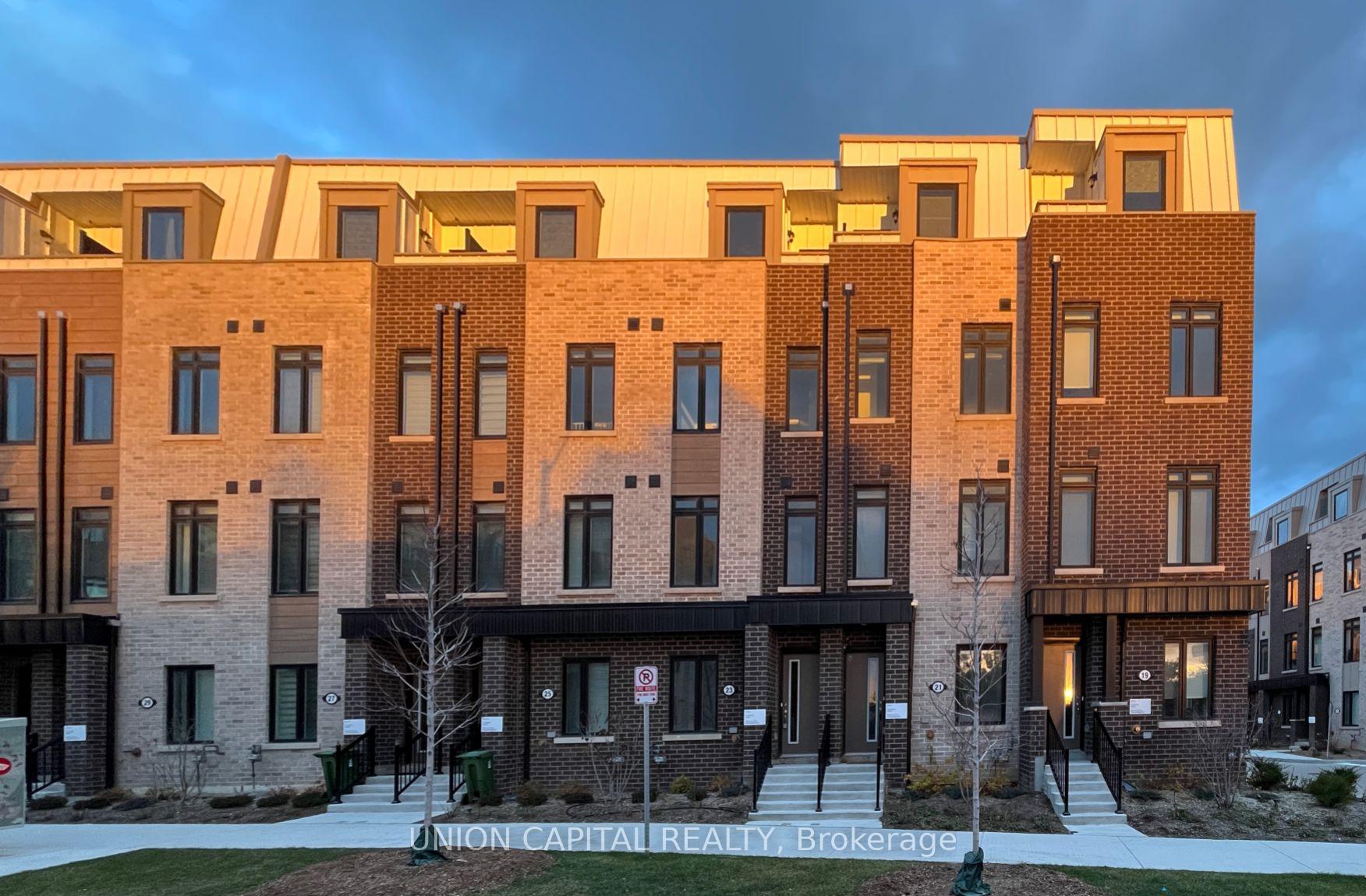 23 CASE OOTES Drive, Toronto, ON M4A 0A9