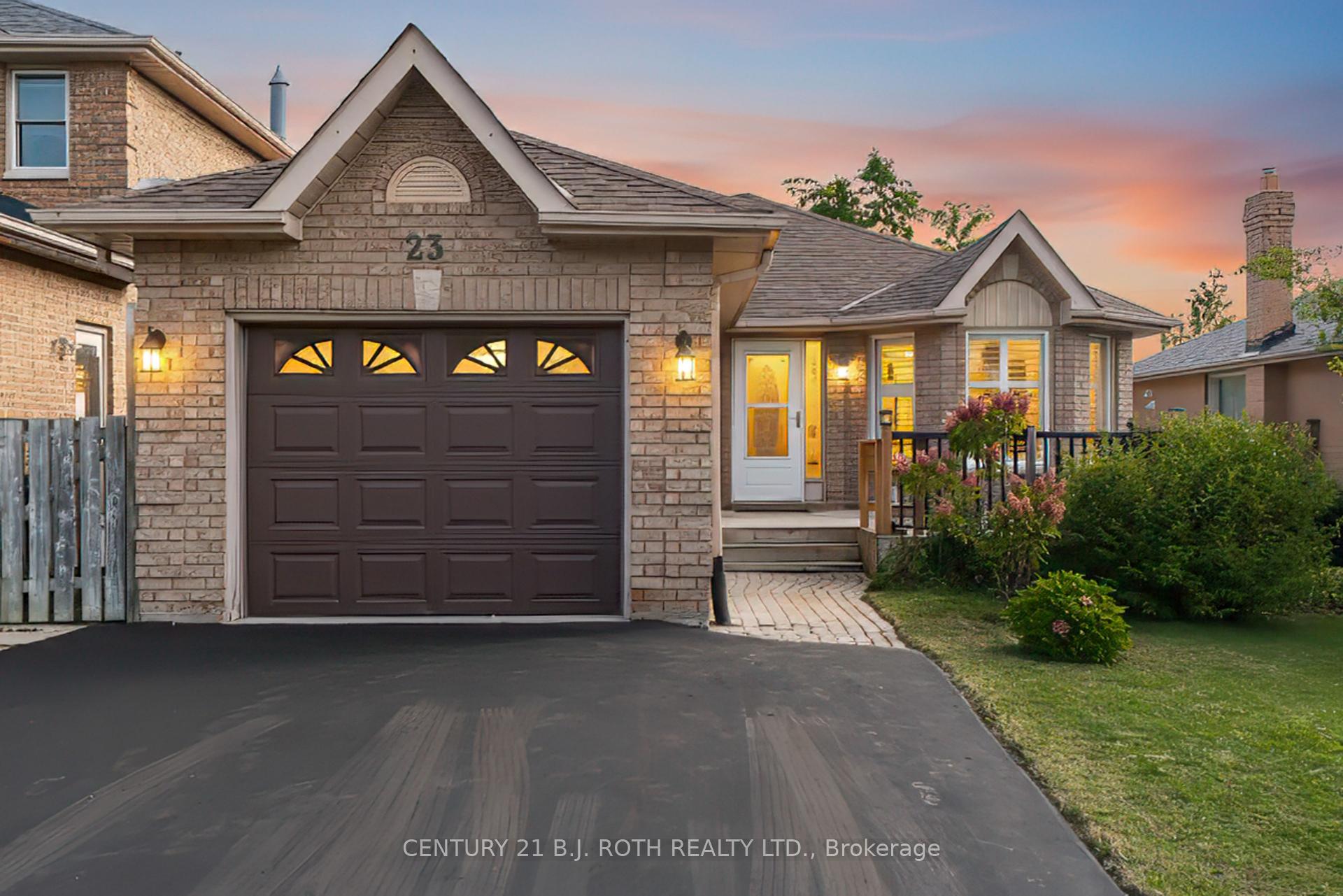 23 Grasett Crescent, Barrie, ON L4N 6Z8