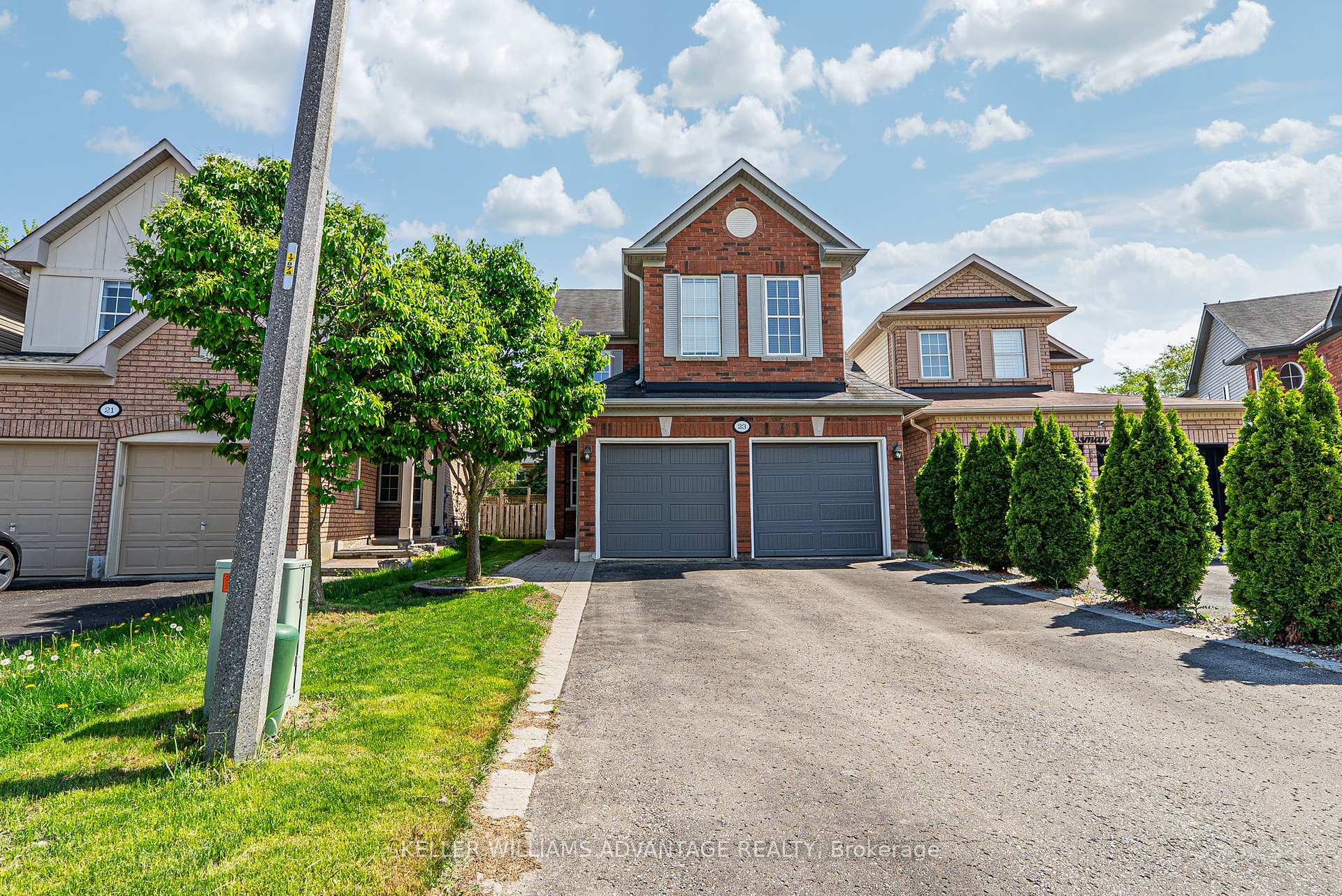 23 Kressman Court N, Whitby, ON L1P 0A1