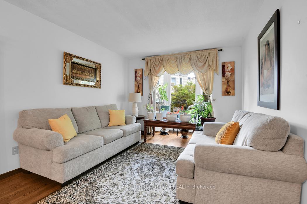 23 Manju Street, Hunt Club - South Keys and Area, ON K1G 4T7