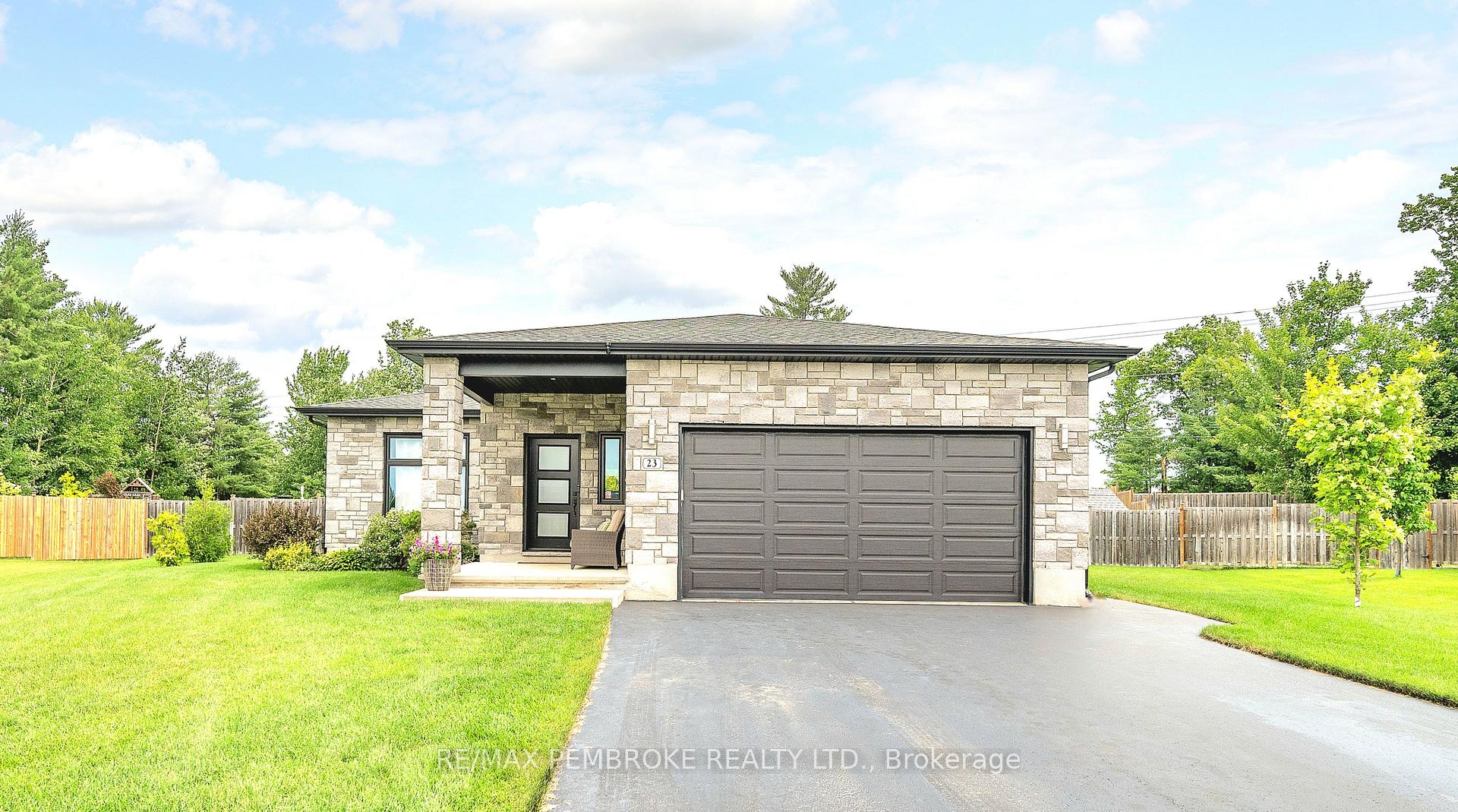 Petawawa Real Estate MLS® Listings & Houses For Sale