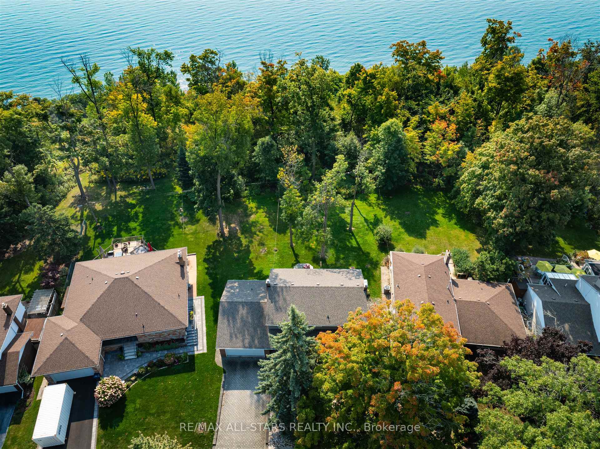 23 South Marine Drive Toronto On M1e 1a1