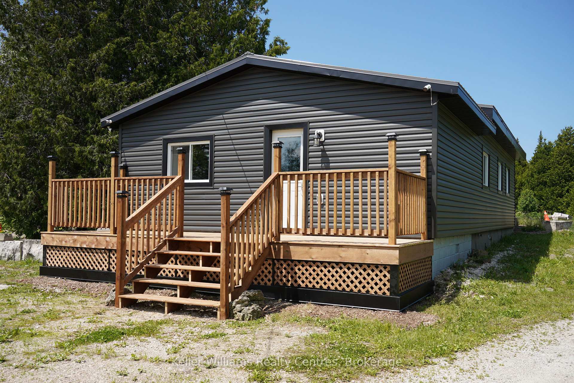 23 Stokes Bay Road, Northern Bruce Peninsula, ON N0H 1W0